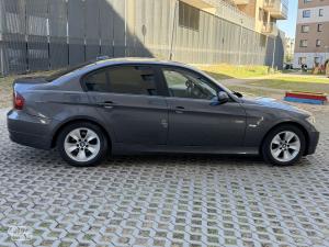 BMW 320 2026 in Vilnius, with an engine capacity of 2.00 L and mileage of 430 thousand km for 2600 €, photo 8 on AUTOMOTO.COM.LV