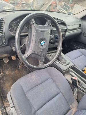 BMW 320 1996 in Plunge, with an engine capacity of 2.00 L and mileage of 290 thousand km for 1850 €, photo 2 on AUTOMOTO.COM.LV
