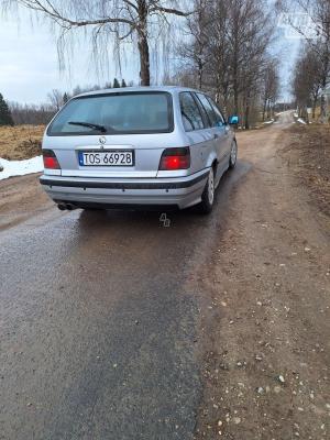 BMW 320 1996 in Plunge, with an engine capacity of 2.00 L and mileage of 290 thousand km for 1850 €, photo 3 on AUTOMOTO.COM.LV