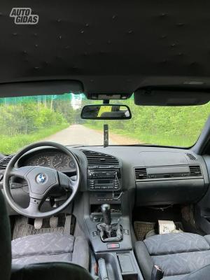 BMW 320 1998 in Panevezys, with an engine capacity of 2.00 L and mileage of 361 thousand km for 2600 €, photo 9 on AUTOMOTO.COM.LV