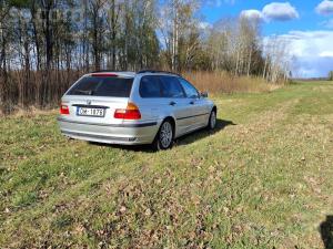 BMW 320 2000 Rīga, ar dzinēja tilpumu 2.00 L un nobraukumu 390 tūkst. km par 990 €, foto 4 vietnē AUTOMOTO.COM.LV
