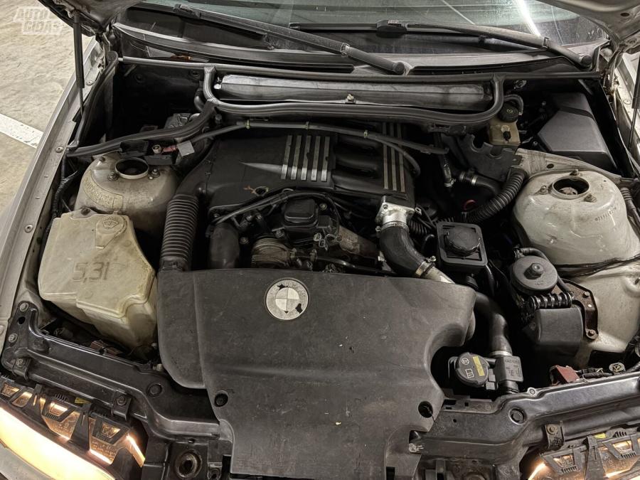 BMW 320 2000 Viļņa, ar dzinēja tilpumu 2.00 L un nobraukumu 323 tūkst. km par 999 €, foto 14 vietnē AUTOMOTO.COM.LV