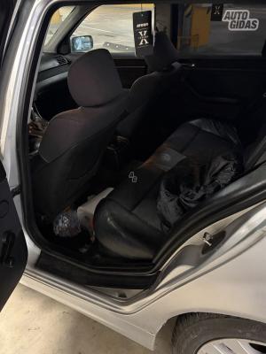 BMW 320 2000 Viļņa, ar dzinēja tilpumu 2.00 L un nobraukumu 323 tūkst. km par 999 €, foto 16 vietnē AUTOMOTO.COM.LV
