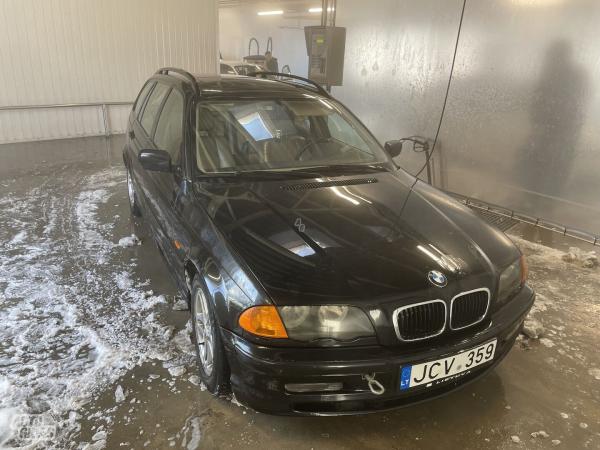 BMW 320 2001 Šauļi, ar dzinēja tilpumu 2.00 L un nobraukumu 314 tūkst. km par 500 €, foto 1 vietnē AUTOMOTO.COM.LV