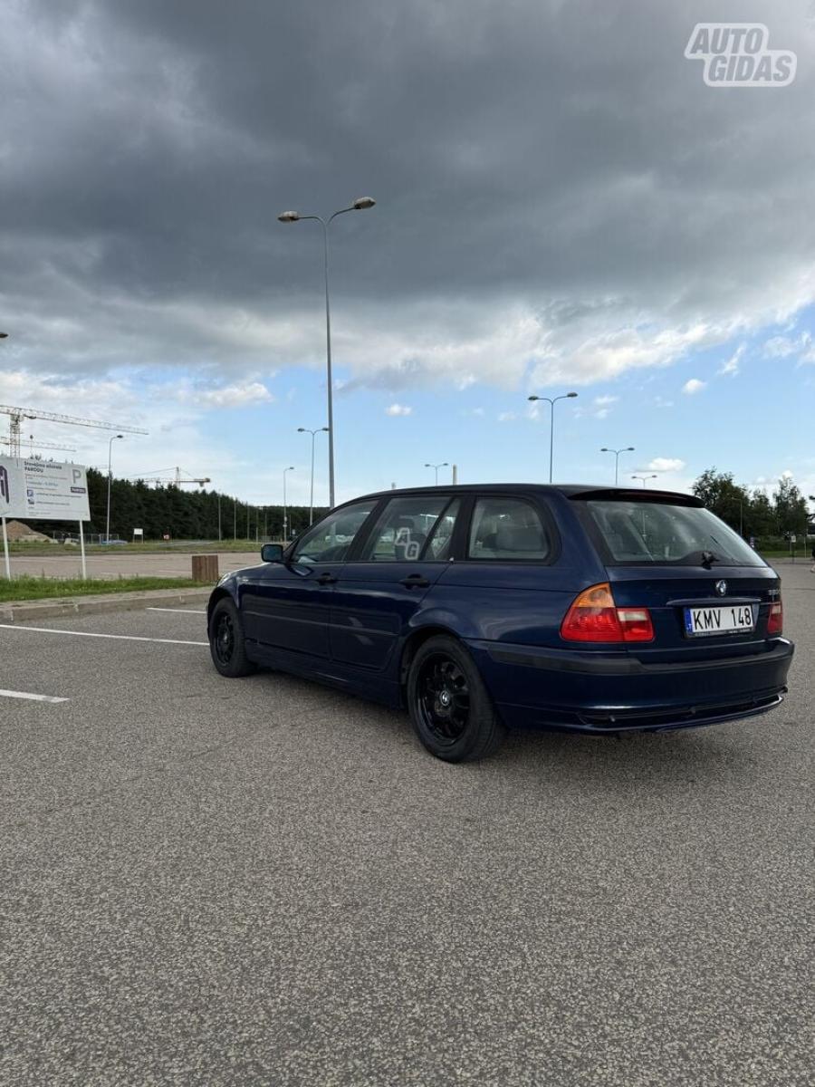 BMW 320 2003 Viļņa, ar dzinēja tilpumu 2.00 L un nobraukumu 530 tūkst. km par 1000 €, foto 4 vietnē AUTOMOTO.COM.LV