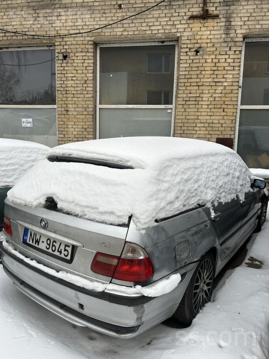 BMW 320 2004 Rīga, ar dzinēja tilpumu 2.00 L un nobraukumu 390 tūkst. km par 700 €, foto 2 vietnē AUTOMOTO.COM.LV