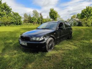 BMW 320 2004 in Prienai, with an engine capacity of 2.00 L and mileage of 272 thousand km for 1500 €, photo 4 on AUTOMOTO.COM.LV