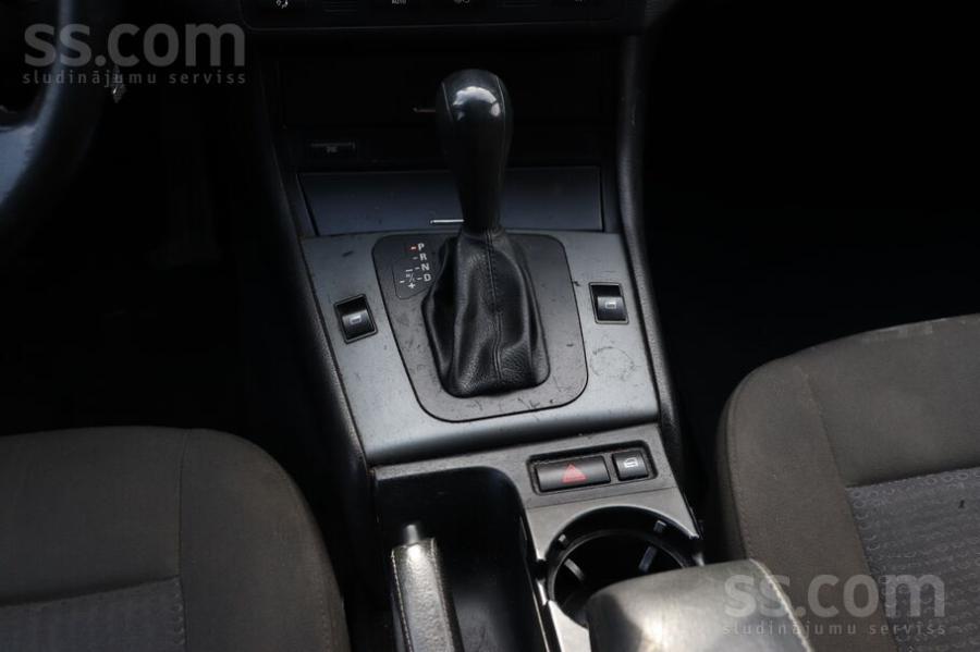 BMW 320 2004 in Valmiera, with an engine capacity of 2.00 L and mileage of 0 thousand km for 1490 €, photo 14 on AUTOMOTO.COM.LV
