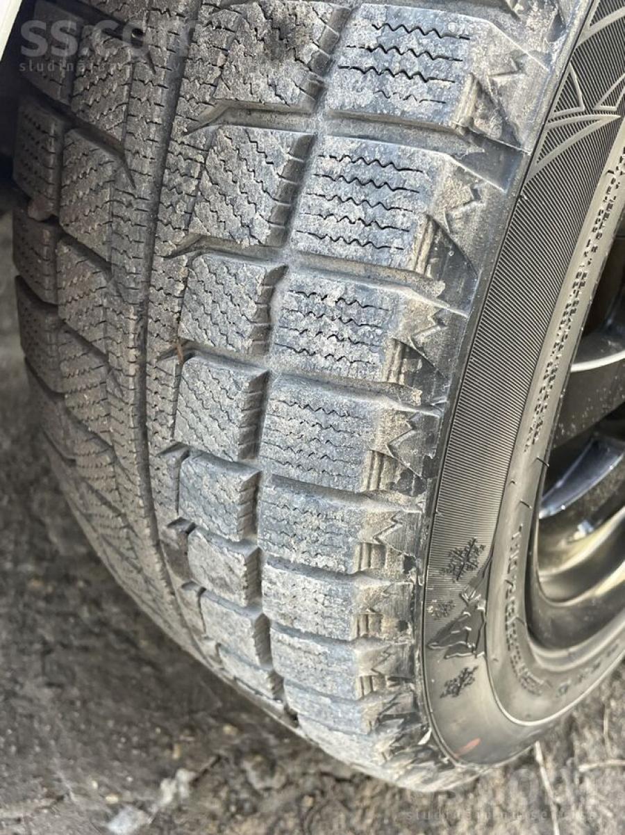 BMW 320 2004 Rīga, ar dzinēja tilpumu 2.00 L un nobraukumu 365 tūkst. km par 2400 €, foto 16 vietnē AUTOMOTO.COM.LV