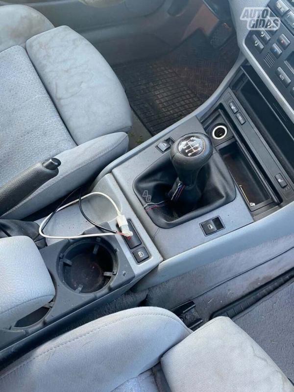 BMW 320 2004 in Marijampole, with an engine capacity of 2.00 L and mileage of 335 thousand km for 650 €, photo 5 on AUTOMOTO.COM.LV