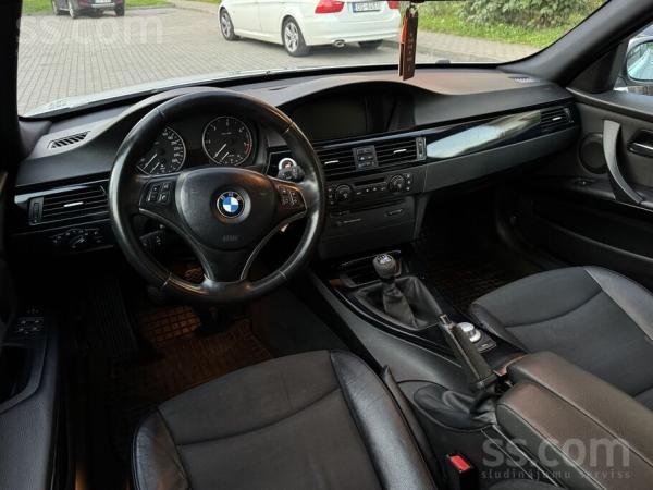 BMW 320 2005 in Riga, with an engine capacity of 2.00 L and mileage of 370 thousand km for 3350 €, photo 9 on AUTOMOTO.COM.LV