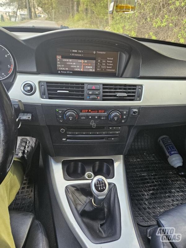 BMW 320 2005 in Prienai, with an engine capacity of 2.00 L and mileage of 414 thousand km for 1300 €, photo 10 on AUTOMOTO.COM.LV