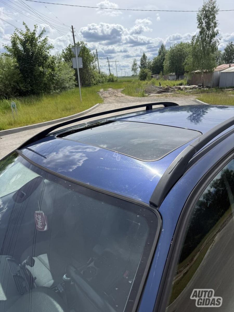 BMW 320 2005 in Siauliai, with an engine capacity of 2.00 L and mileage of 324 thousand km for 990 €, photo 11 on AUTOMOTO.COM.LV
