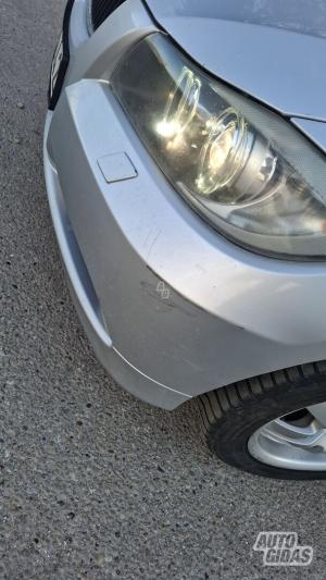 BMW 320 2005 in Kaunas, with an engine capacity of 2.00 L and mileage of 428 thousand km for 2200 €, photo 14 on AUTOMOTO.COM.LV
