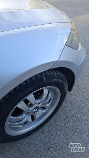 BMW 320 2005 in Kaunas, with an engine capacity of 2.00 L and mileage of 428 thousand km for 2200 €, photo 15 on AUTOMOTO.COM.LV