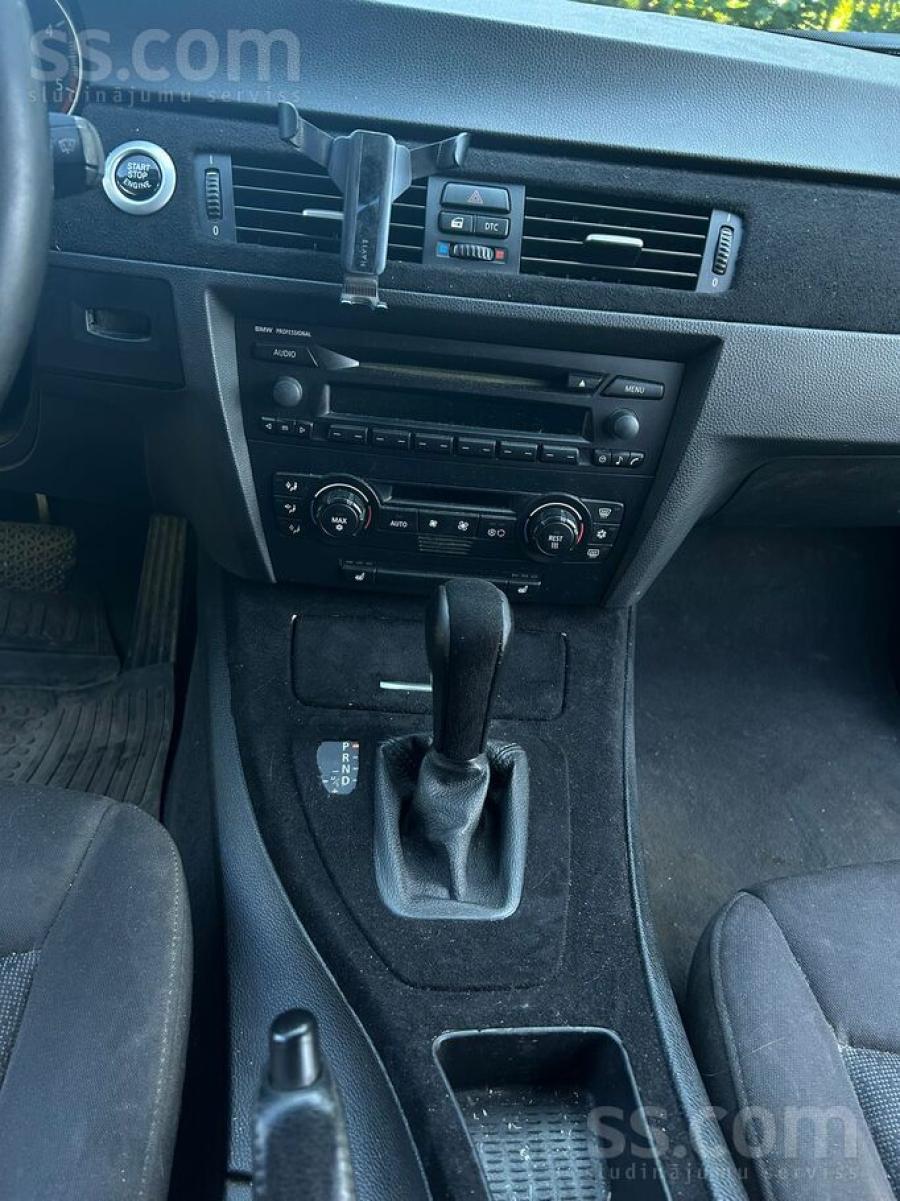 BMW 320 2005 Talsi, ar dzinēja tilpumu 2.00 L un nobraukumu 450 tūkst. km par 2500 €, foto 9 vietnē AUTOMOTO.COM.LV
