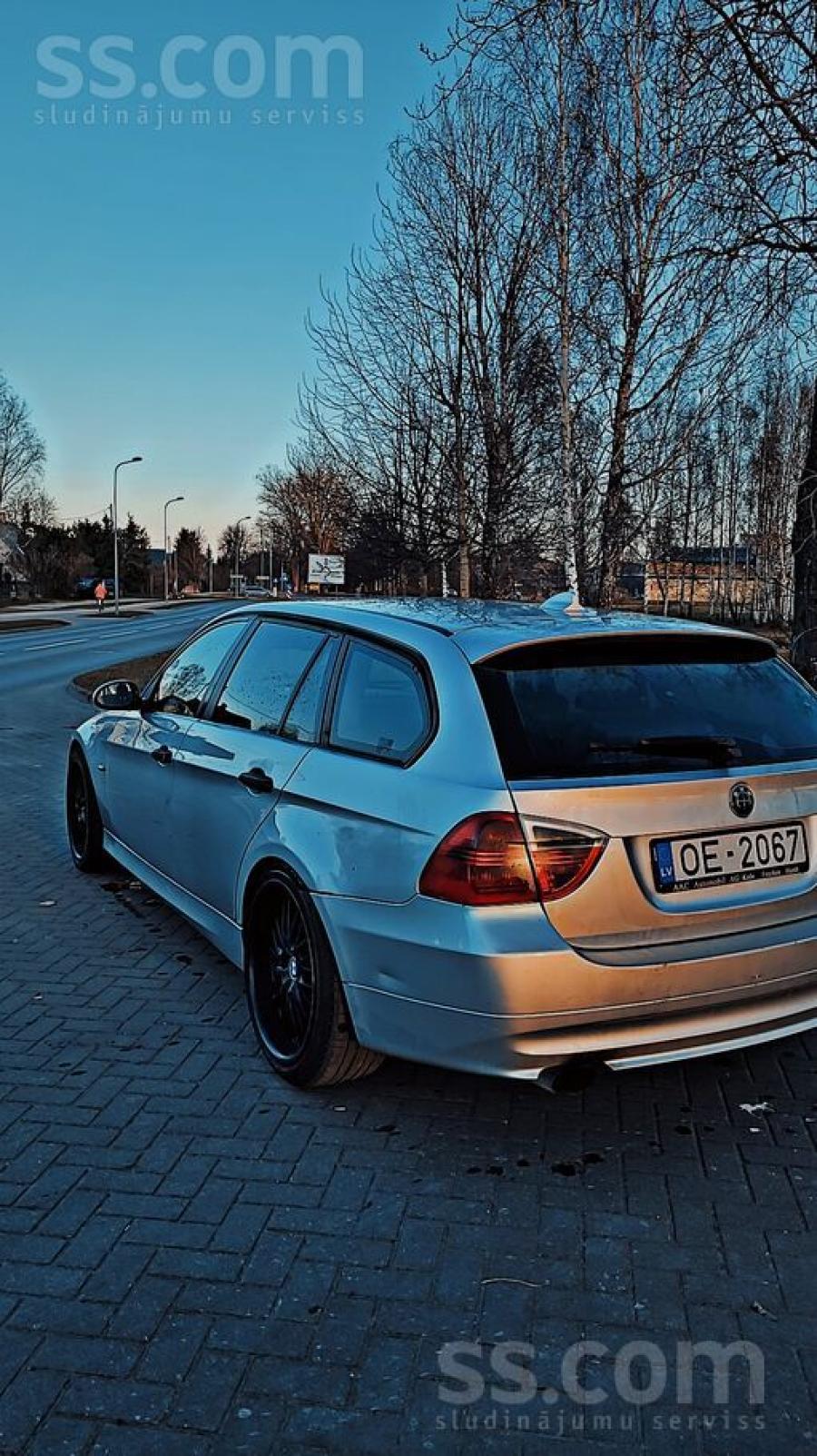 BMW 320 2005 in Kuldiga, with an engine capacity of 2.00 L and mileage of 447 thousand km for 2100 €, photo 4 on AUTOMOTO.COM.LV