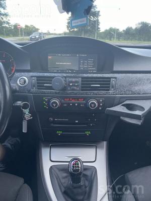 BMW 320 2006 Rīga, ar dzinēja tilpumu 2.00 L un nobraukumu 340 tūkst. km par 2850 €, foto 5 vietnē AUTOMOTO.COM.LV