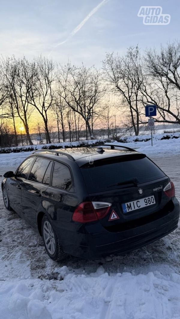 BMW 320 2006 Zarasai, ar dzinēja tilpumu 2.00 L un nobraukumu 351 tūkst. km par 2300 €, foto 4 vietnē AUTOMOTO.COM.LV