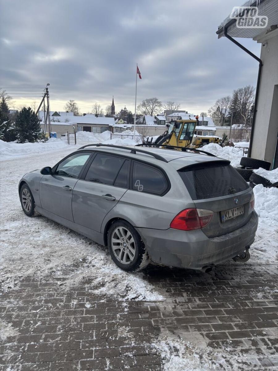 BMW 320 2006 Viļņa, ar dzinēja tilpumu 2.00 L un nobraukumu 300 tūkst. km par 2500 €, foto 4 vietnē AUTOMOTO.COM.LV