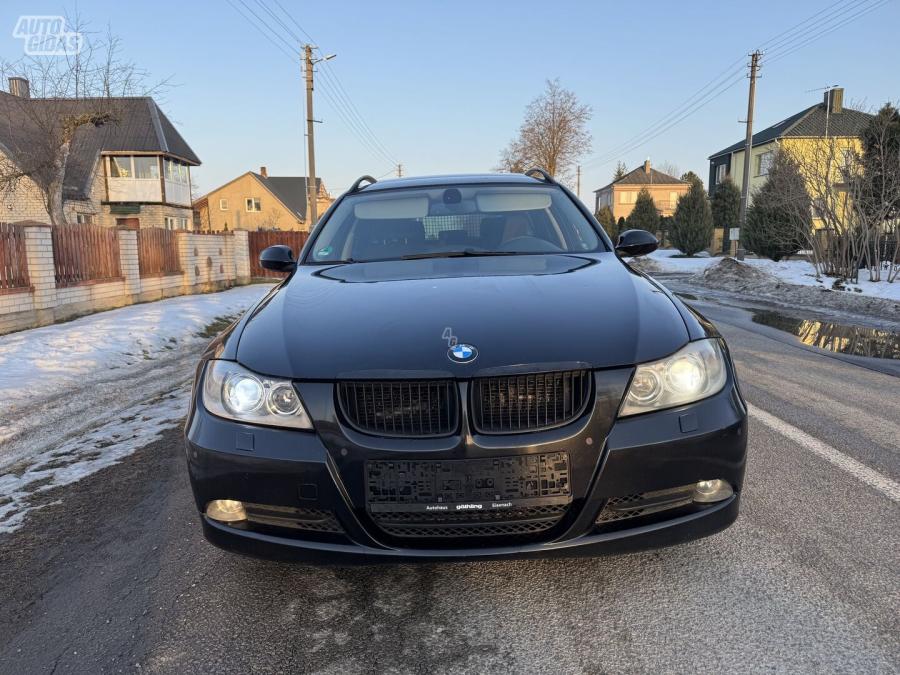 BMW 320 2006 in Marijampole, with an engine capacity of 2.00 L and mileage of 301 thousand km for 2850 €, photo 5 on AUTOMOTO.COM.LV