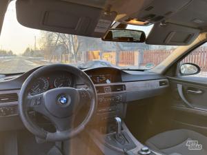 BMW 320 2006 in Marijampole, with an engine capacity of 2.00 L and mileage of 301 thousand km for 2850 €, photo 8 on AUTOMOTO.COM.LV