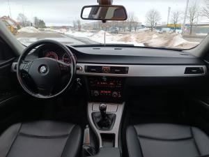 BMW 320 2006 in Siauliai, with an engine capacity of 2.00 L and mileage of 300 thousand km for 2350 €, photo 9 on AUTOMOTO.COM.LV