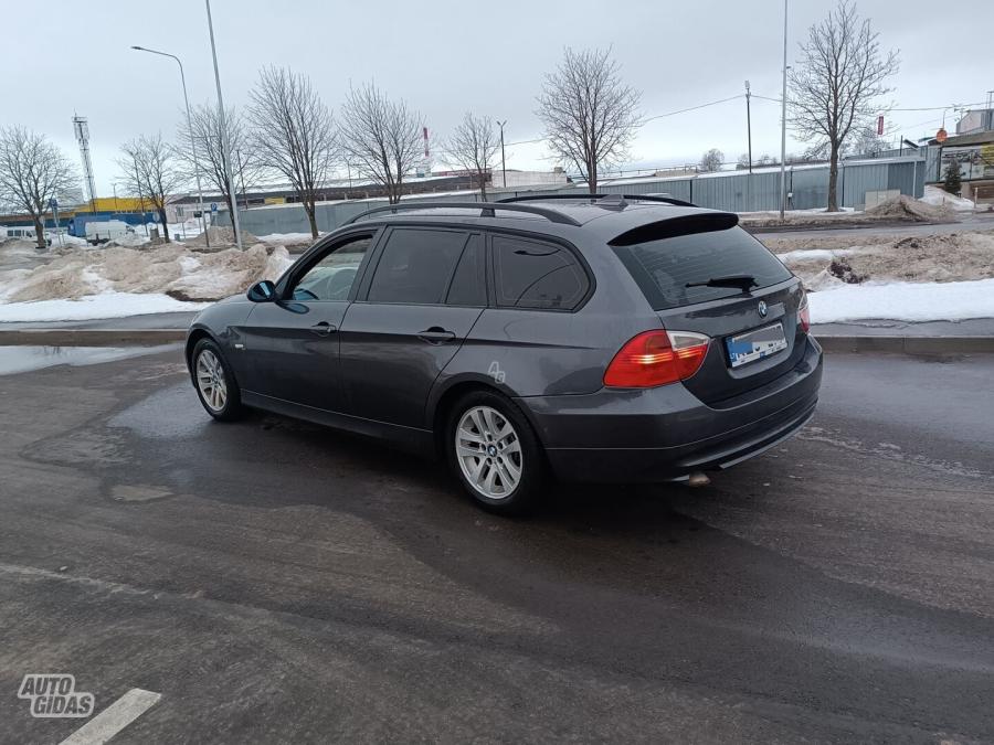 BMW 320 2006 Šauļi, ar dzinēja tilpumu 2.00 L un nobraukumu 300 tūkst. km par 2450 €, foto 3 vietnē AUTOMOTO.COM.LV