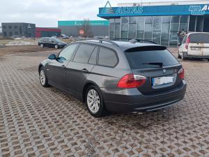 BMW 320 2006 in Siauliai, with an engine capacity of 2.00 L and mileage of 300 thousand km for 2450 €, photo 3 on AUTOMOTO.COM.LV