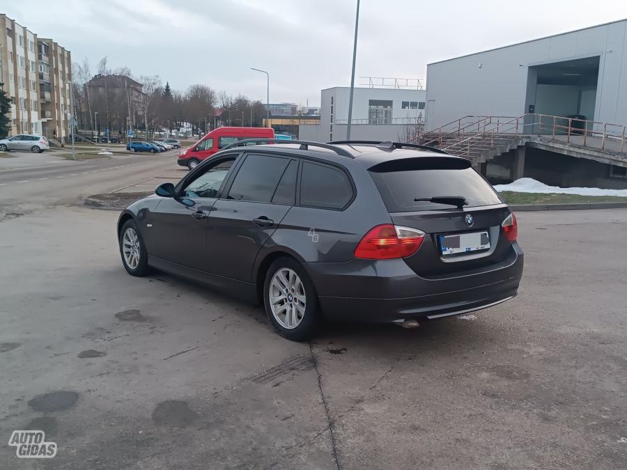BMW 320 2006 in Siauliai, with an engine capacity of 2.00 L and mileage of 300 thousand km for 2750 €, photo 3 on AUTOMOTO.COM.LV