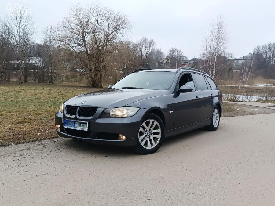 BMW 320 2006 in Siauliai, with an engine capacity of 2.00 L and mileage of 315 thousand km for 2550 €, photo 2 on AUTOMOTO.COM.LV