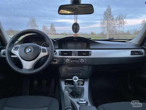 BMW 320 2006 in Panevezys, with an engine capacity of 2.00 L and mileage of 345 thousand km for 2450 €, photo 9 on AUTOMOTO.COM.LV