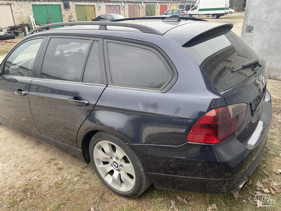 BMW 320 2006 in Kaunas, with an engine capacity of 2.00 L and mileage of 393 thousand km for 2200 €, photo 6 on AUTOMOTO.COM.LV