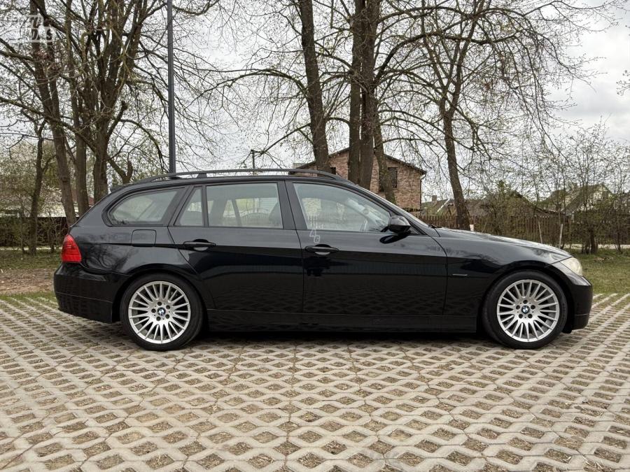 BMW 320 2006 in Vilnius, with an engine capacity of 2.00 L and mileage of 316 thousand km for 3350 €, photo 8 on AUTOMOTO.COM.LV