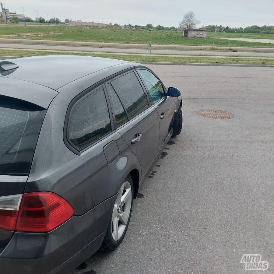 BMW 320 2006 in Kaunas, with an engine capacity of 2.00 L and mileage of 350 thousand km for 2350 €, photo 6 on AUTOMOTO.COM.LV