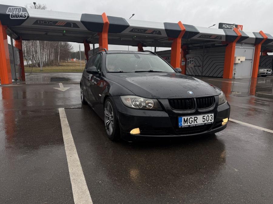 BMW 320 2006 in Elektrenai, with an engine capacity of 2.00 L and mileage of 365 thousand km for 2500 €, photo 1 on AUTOMOTO.COM.LV
