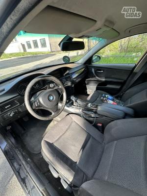 BMW 320 2006 in Siauliai, with an engine capacity of 2.00 L and mileage of 390 thousand km for 1550 €, photo 7 on AUTOMOTO.COM.LV