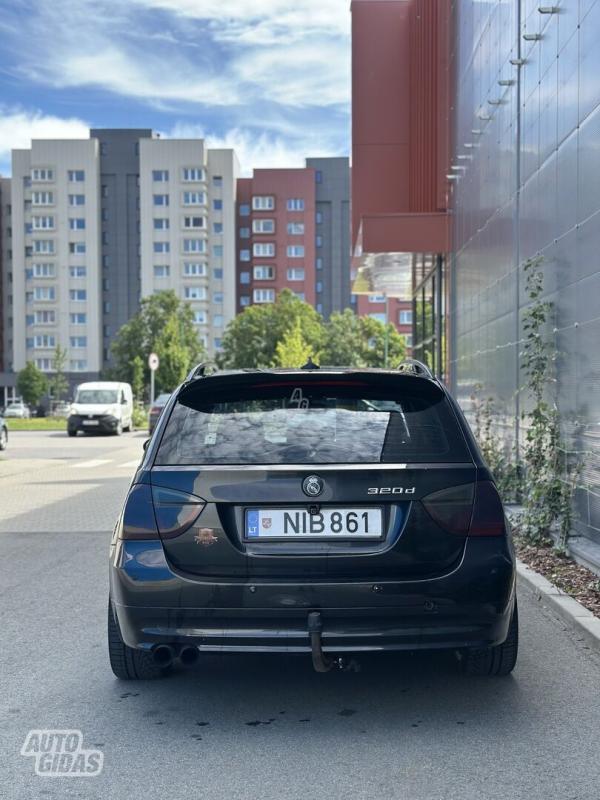 БМВ 320 2006 в Клайпеда, объемом двигателя 2.00 л и пробегом 450 тыс. км за 2450 €, фото 4 на AUTOMOTO.COM.LV