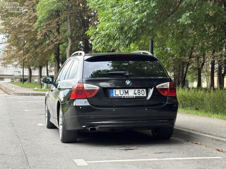 BMW 320 2006 in Siauliai, with an engine capacity of 2.00 L and mileage of 396 thousand km for 2550 €, photo 7 on AUTOMOTO.COM.LV