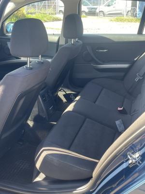 BMW 320 2006 in Kaunas, with an engine capacity of 2.00 L and mileage of 304 thousand km for 2350 €, photo 13 on AUTOMOTO.COM.LV