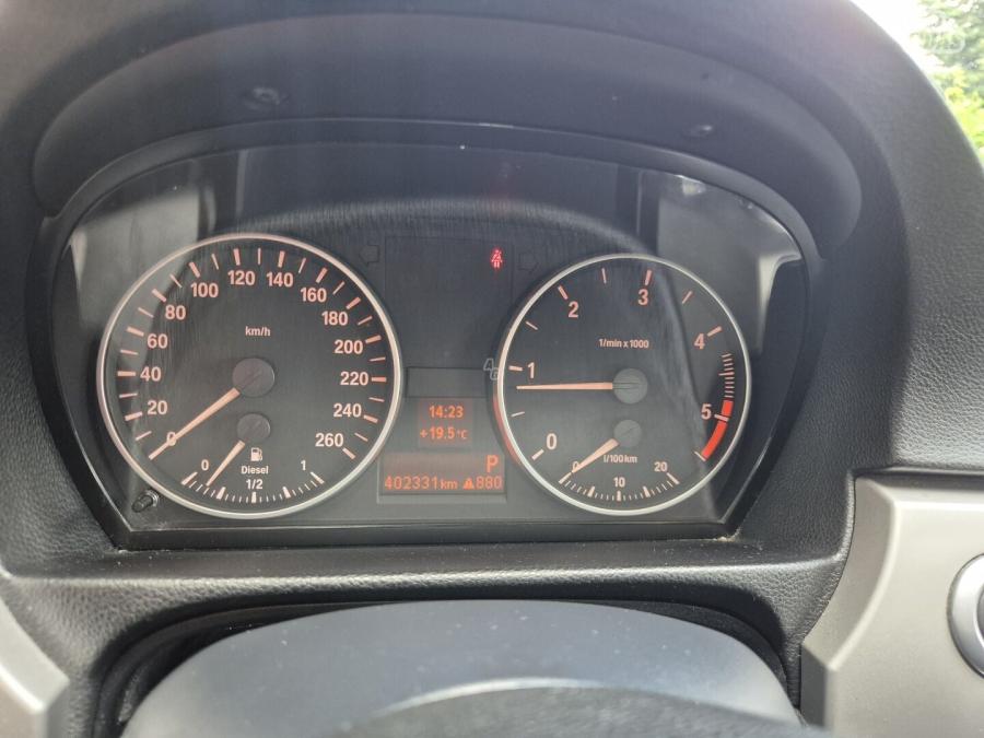 БМВ 320 2006 в Кельме, объемом двигателя 2.00 л и пробегом 400 тыс. км за 2800 €, фото 9 на AUTOMOTO.COM.LV
