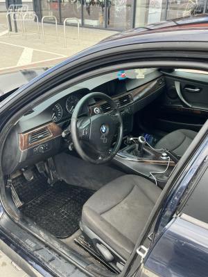 BMW 320 2006 in Klaipeda, with an engine capacity of 2.00 L and mileage of 400 thousand km for 1950 €, photo 9 on AUTOMOTO.COM.LV