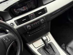 BMW 320 2007 in Riga, with an engine capacity of 2.00 L and mileage of 392 thousand km for 2790 €, photo 12 on AUTOMOTO.COM.LV