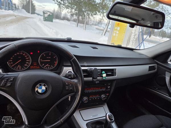 BMW 320 2007 Šilalė, ar dzinēja tilpumu 2.00 L un nobraukumu 195 tūkst. km par 2200 €, foto 3 vietnē AUTOMOTO.COM.LV