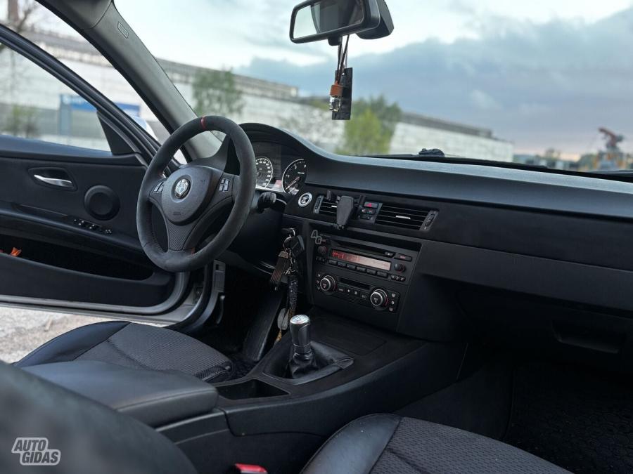 BMW 320 2007 Viļņa, ar dzinēja tilpumu 2.00 L un nobraukumu 399 tūkst. km par 2250 €, foto 7 vietnē AUTOMOTO.COM.LV