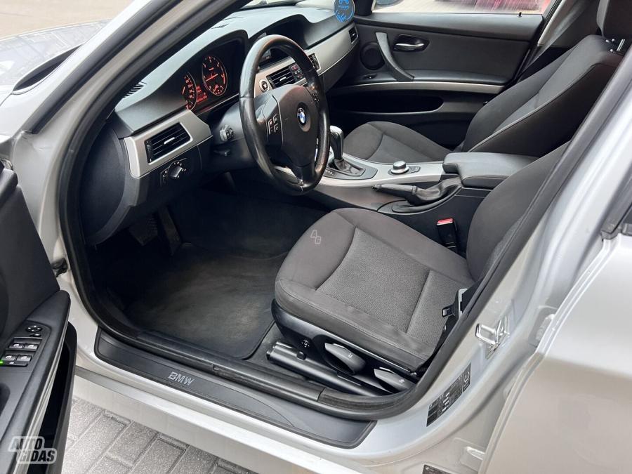 BMW 320 2007 in Klaipeda, with an engine capacity of 2.00 L and mileage of 323 thousand km for 3180 €, photo 13 on AUTOMOTO.COM.LV