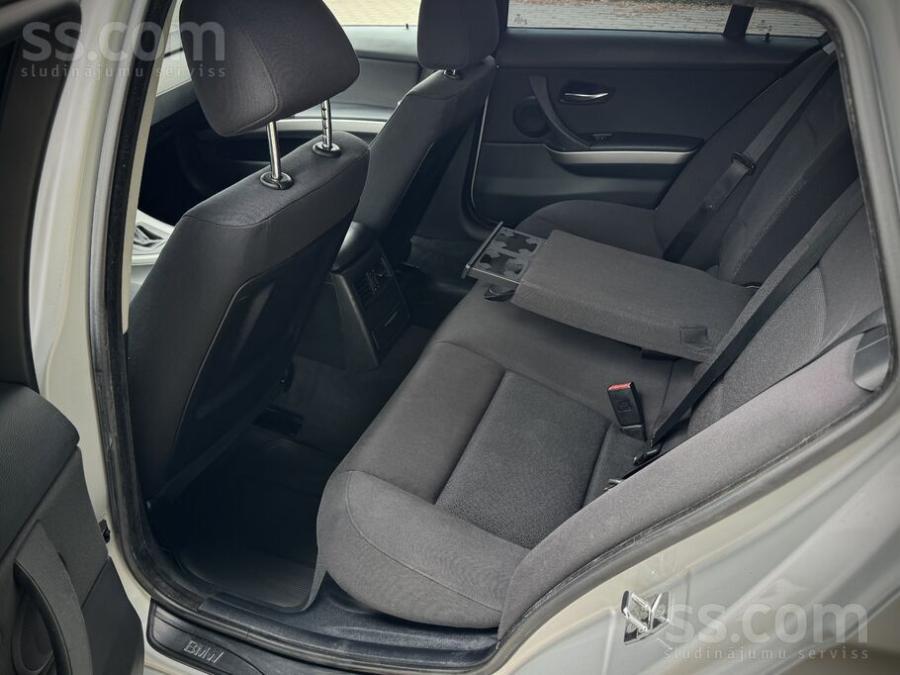 BMW 320 2007 in Jelgava, with an engine capacity of 2.00 L and mileage of 319 thousand km for 4190 €, photo 19 on AUTOMOTO.COM.LV