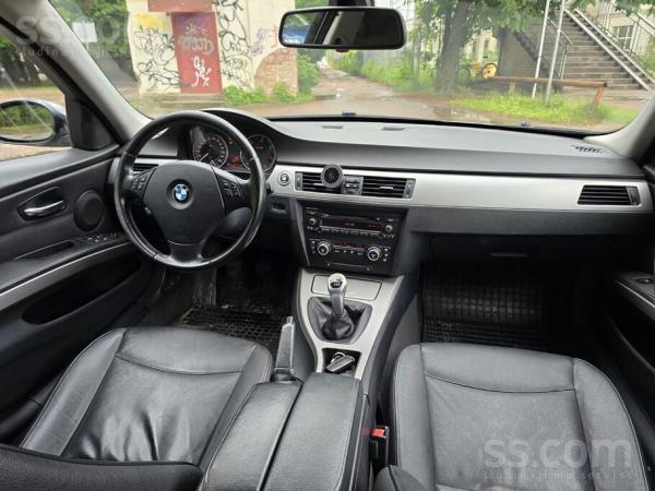 BMW 320 2007 in Riga, with an engine capacity of 2.00 L and mileage of 395 thousand km for 3600 €, photo 5 on AUTOMOTO.COM.LV