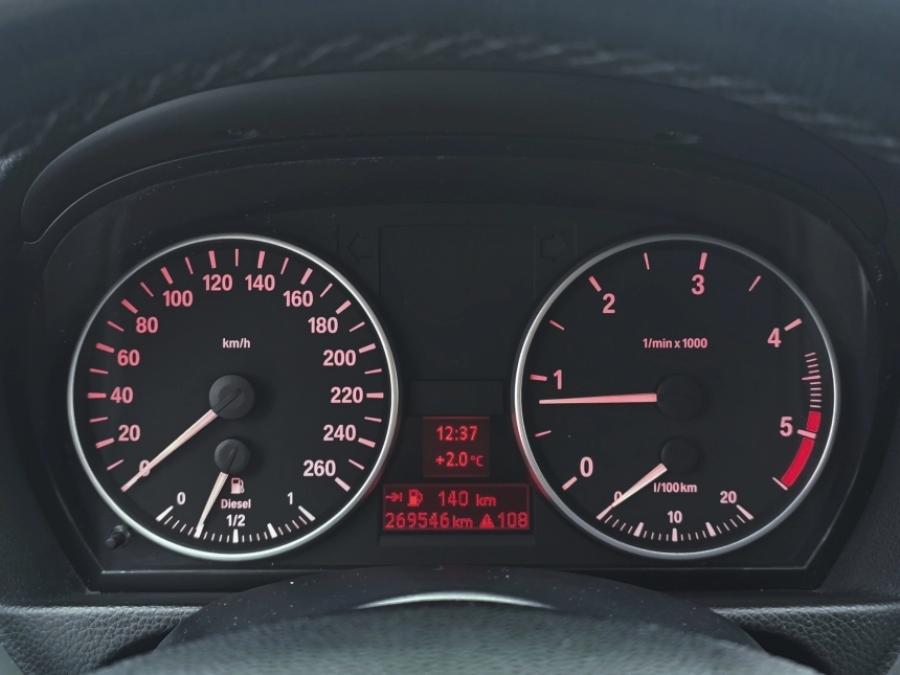 BMW 320 2007 in Riga, with an engine capacity of 2.00 L and mileage of 270 thousand km for 3390 €, photo 13 on AUTOMOTO.COM.LV