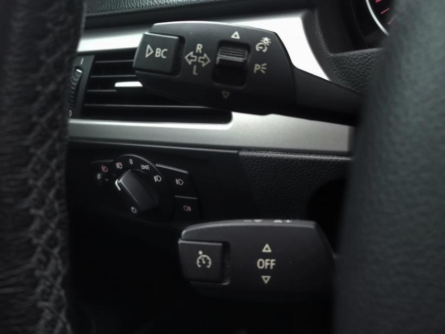 BMW 320 2007 in Riga, with an engine capacity of 2.00 L and mileage of 270 thousand km for 3390 €, photo 14 on AUTOMOTO.COM.LV